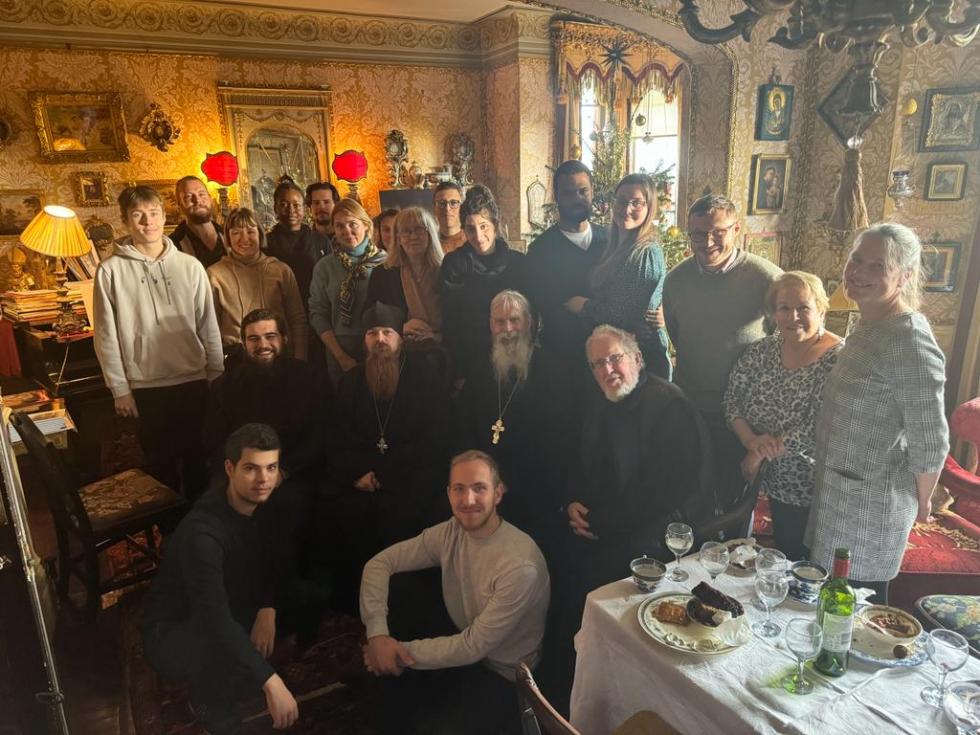 The Youth Group visited the church of The All Merciful Saviour in St ...